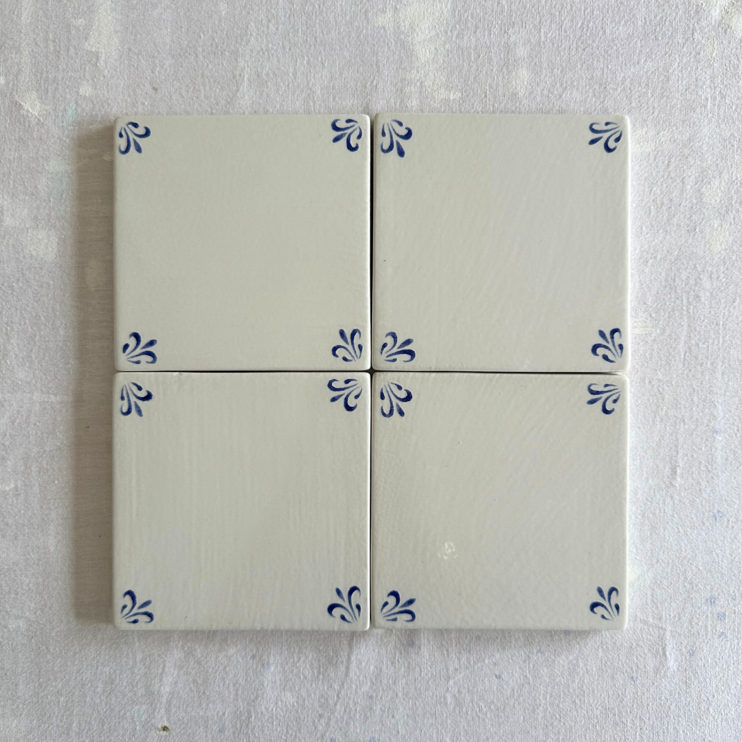 August Corner Tile – Akka Home